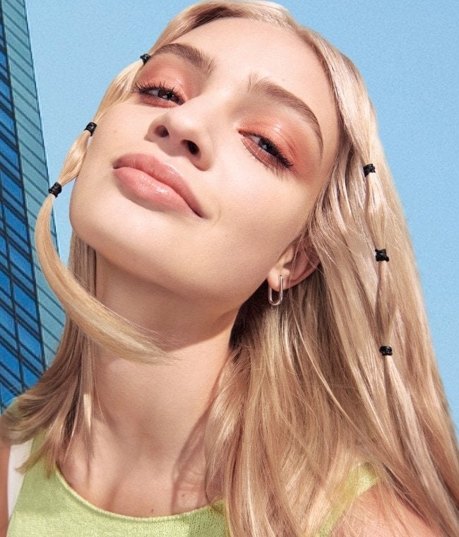 Super Stay Hybrid Foundation | Powder Foundation | Maybelline UK