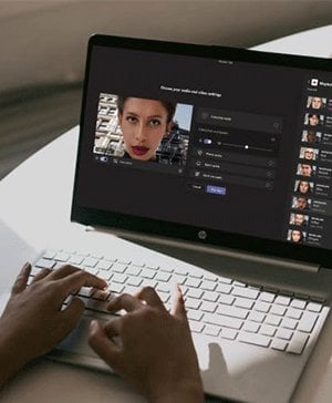 Super Stay Hybrid Foundation | Powder Foundation | Maybelline UK