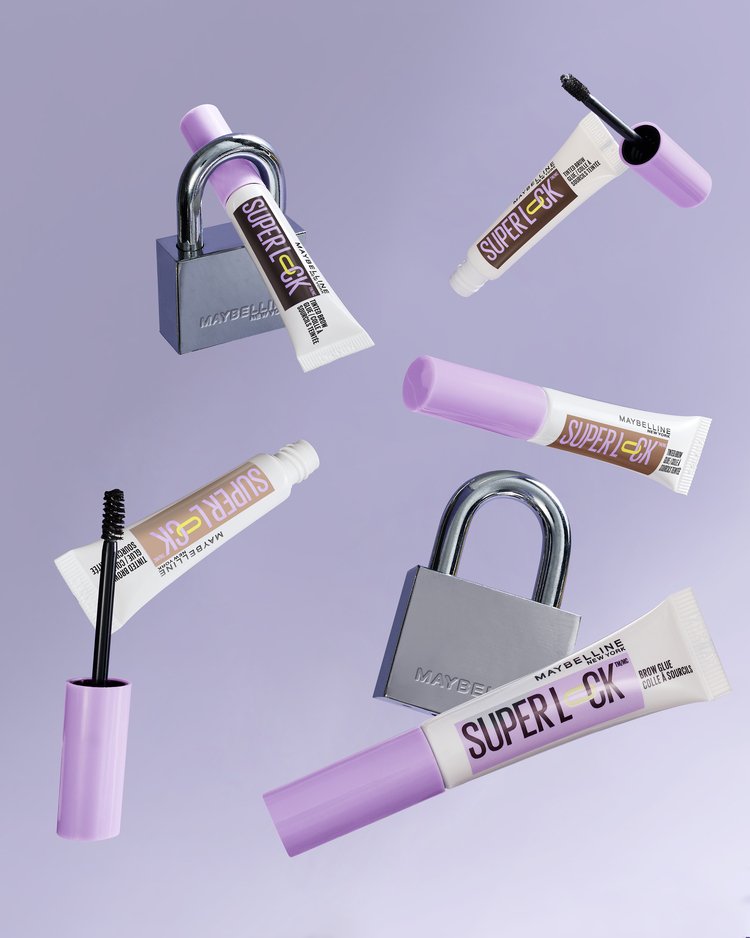 How to Fix Clumpy Mascara | Mascara makeup tutuorial | Maybelline UK